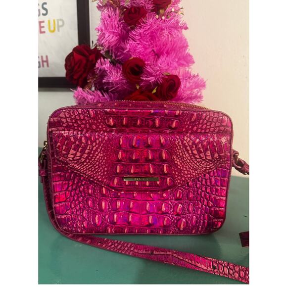 Brahmin | Bags | Preowned Brahmin Pink Embossed Leather Crossbody Bag ...